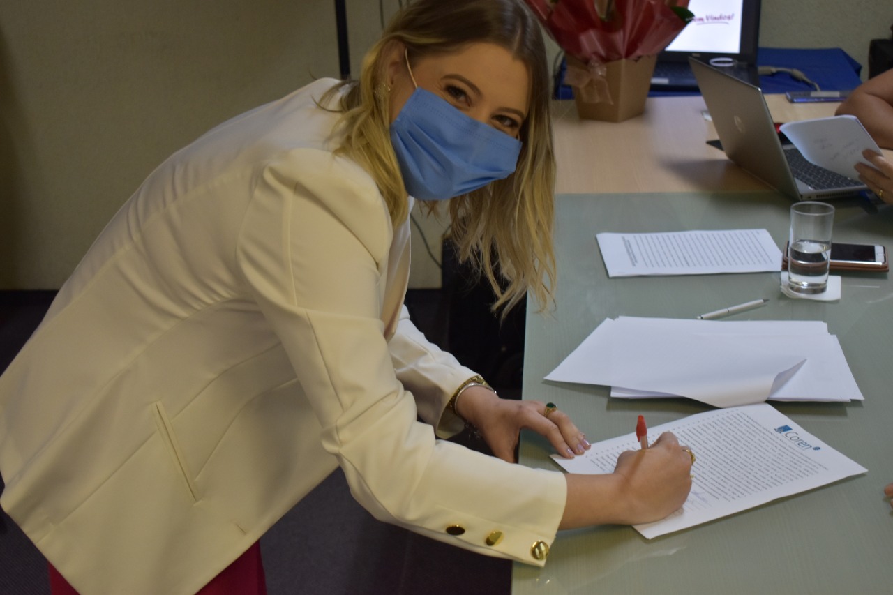 Conselheira Amanda Chistina | Conselho Regional de Enfermagem de Goiás